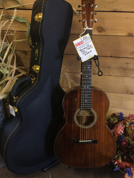 Recording King ROS 729 Acoustic Guitar w/HSC – Sunday Guitars